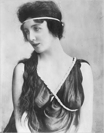AUDREY MUNSON | William G. Pomeroy Foundation